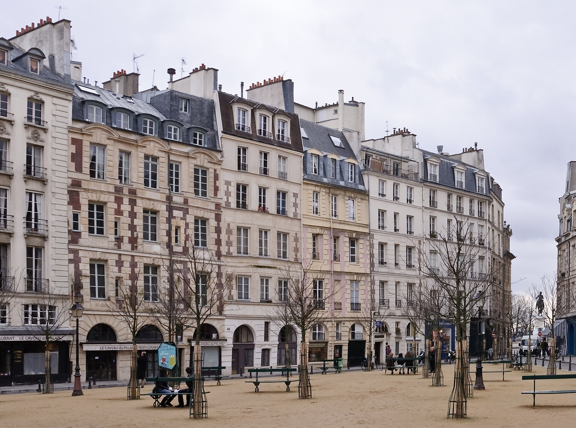 Place Dauphine Parigi | Visitare